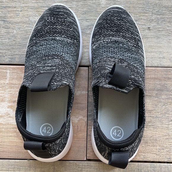 Hypersoft | Shoes | Hypersoft Dark Greywhite Sole Sliprsoft Sneaker ...